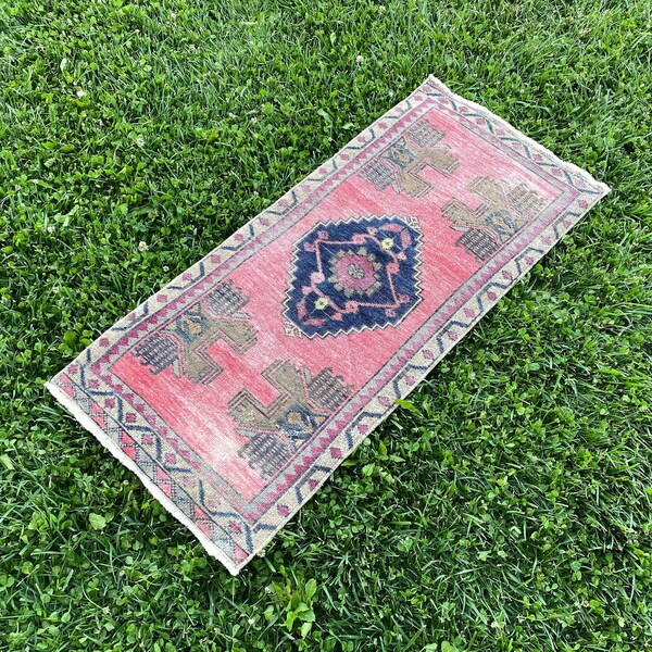 Red Persian Rug - Etsy