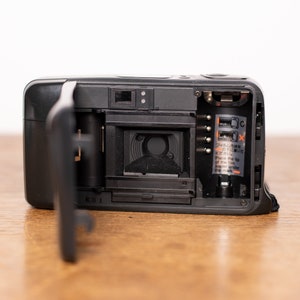Yashica T4 Safari Limited Edition Kyocera Slim T Point and Shoot Analog Camera Very Good ...