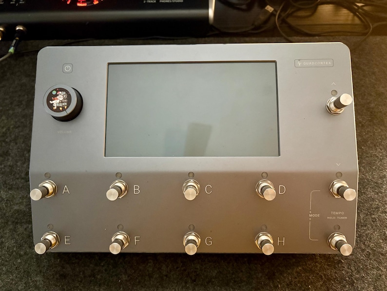 Quad Cortex Desk Stand – 3D Printed Pedalboard Holder for Guitar Pedals ...