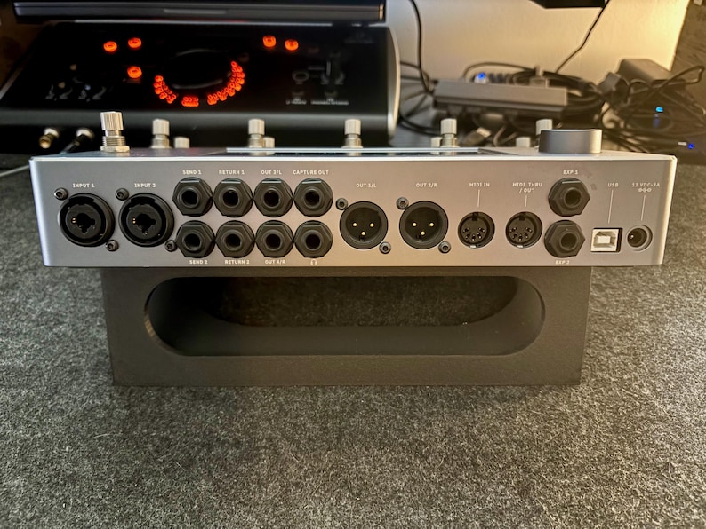 Quad Cortex Desk Stand – 3D Printed Pedalboard Holder for Guitar Pedals ...