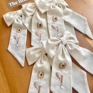 Initial Hand Embroidered Bow, Custom Name Bow, Floral Hair Bow, Baby ...