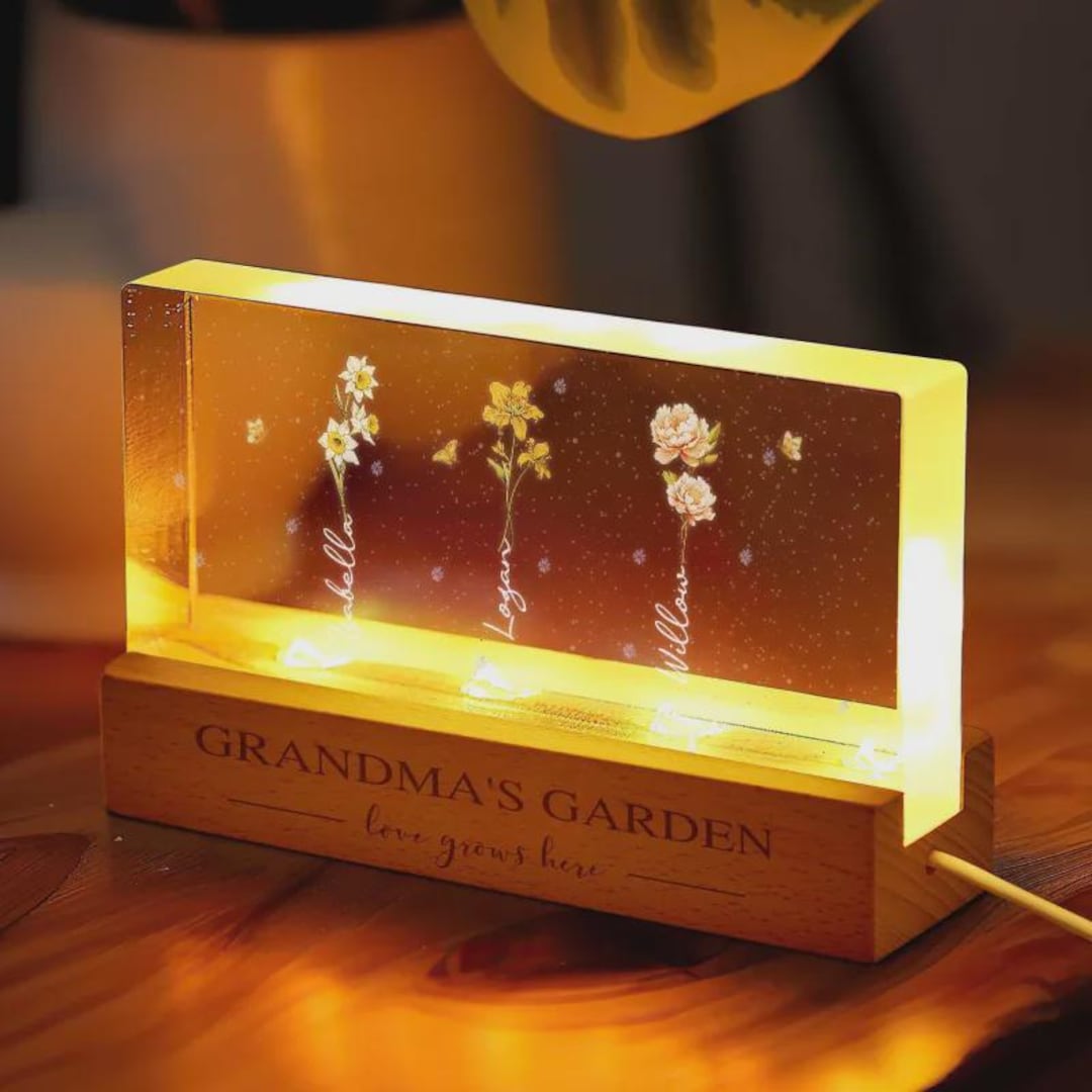 Personalized Birth Month Flower LED Night Light - Grandma's Garden ...
