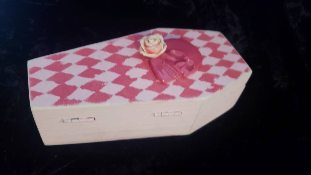 Gothic Kawaii Pink Coffin Hot Pink Skull Rose Valloween Decor - Etsy