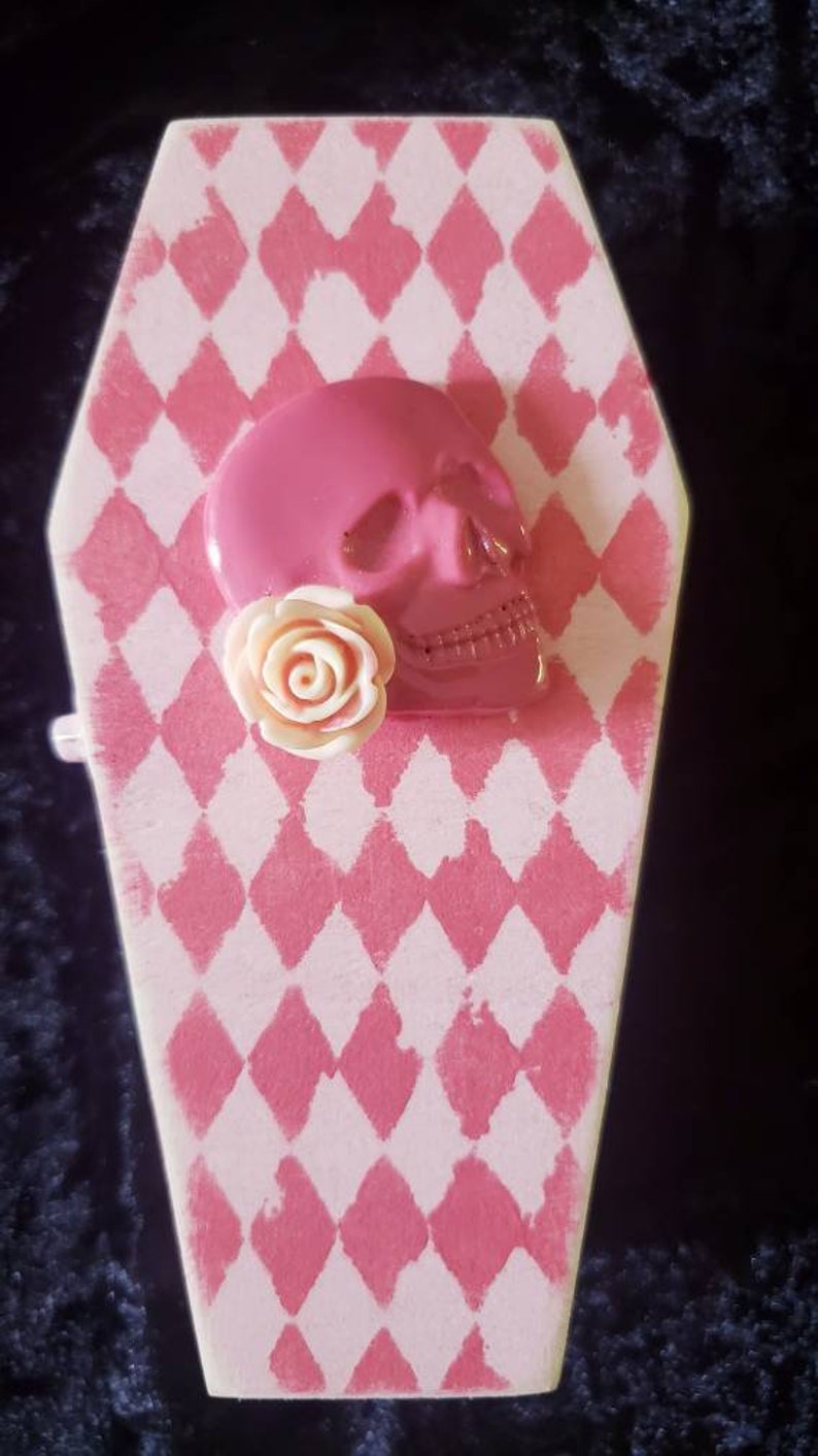 Gothic Kawaii Pink Coffin Hot Pink Skull Rose Valloween Decor Pastel ...