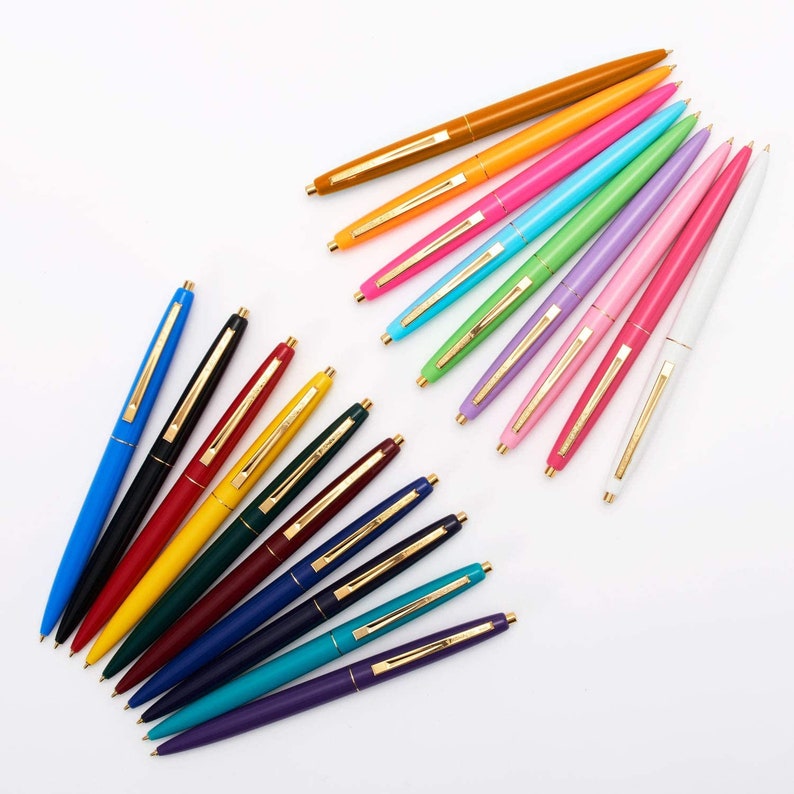 Bic Clic GOLD 0.7mm Ballpoint Pen With Black Ink - Etsy