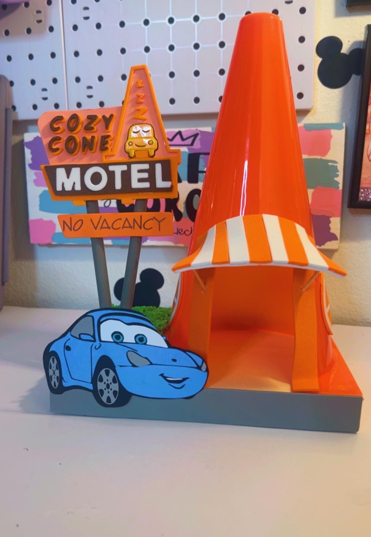 Kids Birthday Centerpiece - Etsy