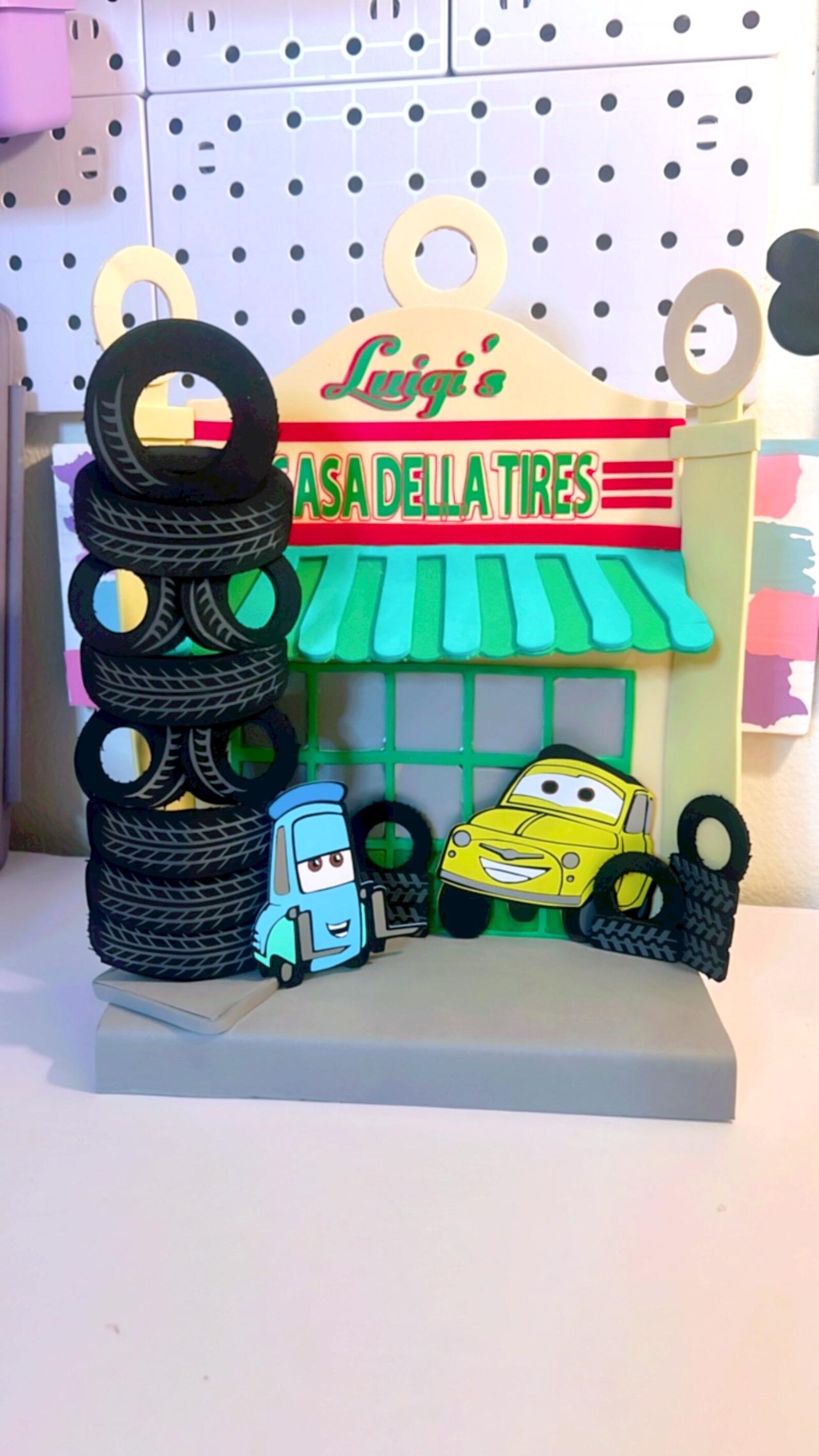 Kids Birthday Centerpiece - Etsy