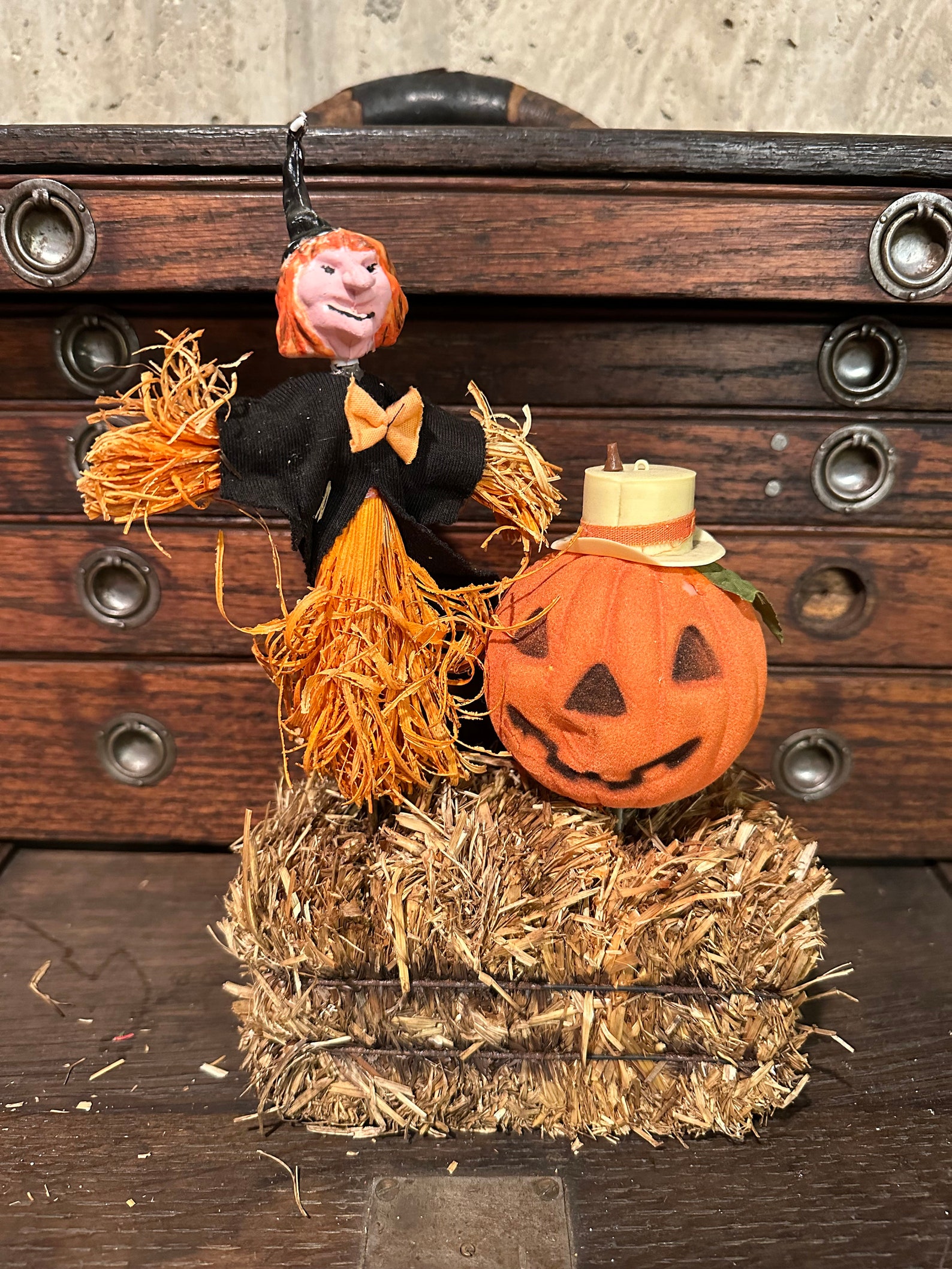 Vintage Halloween Decor Tabletop Witch JOL Pumpkin Hay Bale Unique Rare ...
