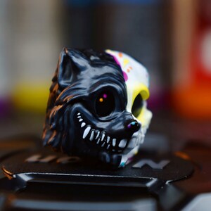 Mr Hunter GMK Mictlán Keycap for Mechanical Keyboars, Resin Wolf Keycap ...