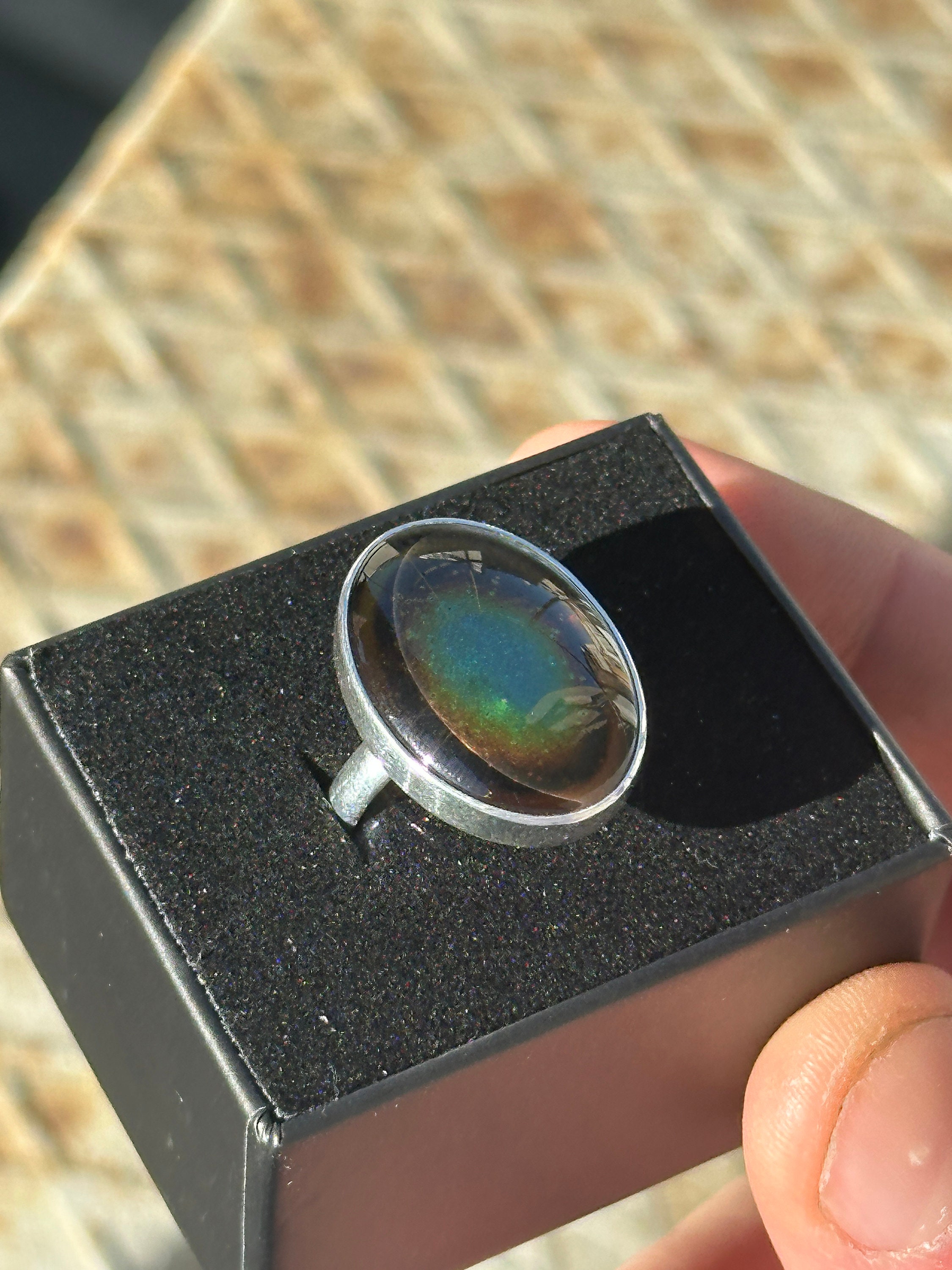 Silver Oval Sense Stone Ring , Color by Temperature Mood Charm , Color ...