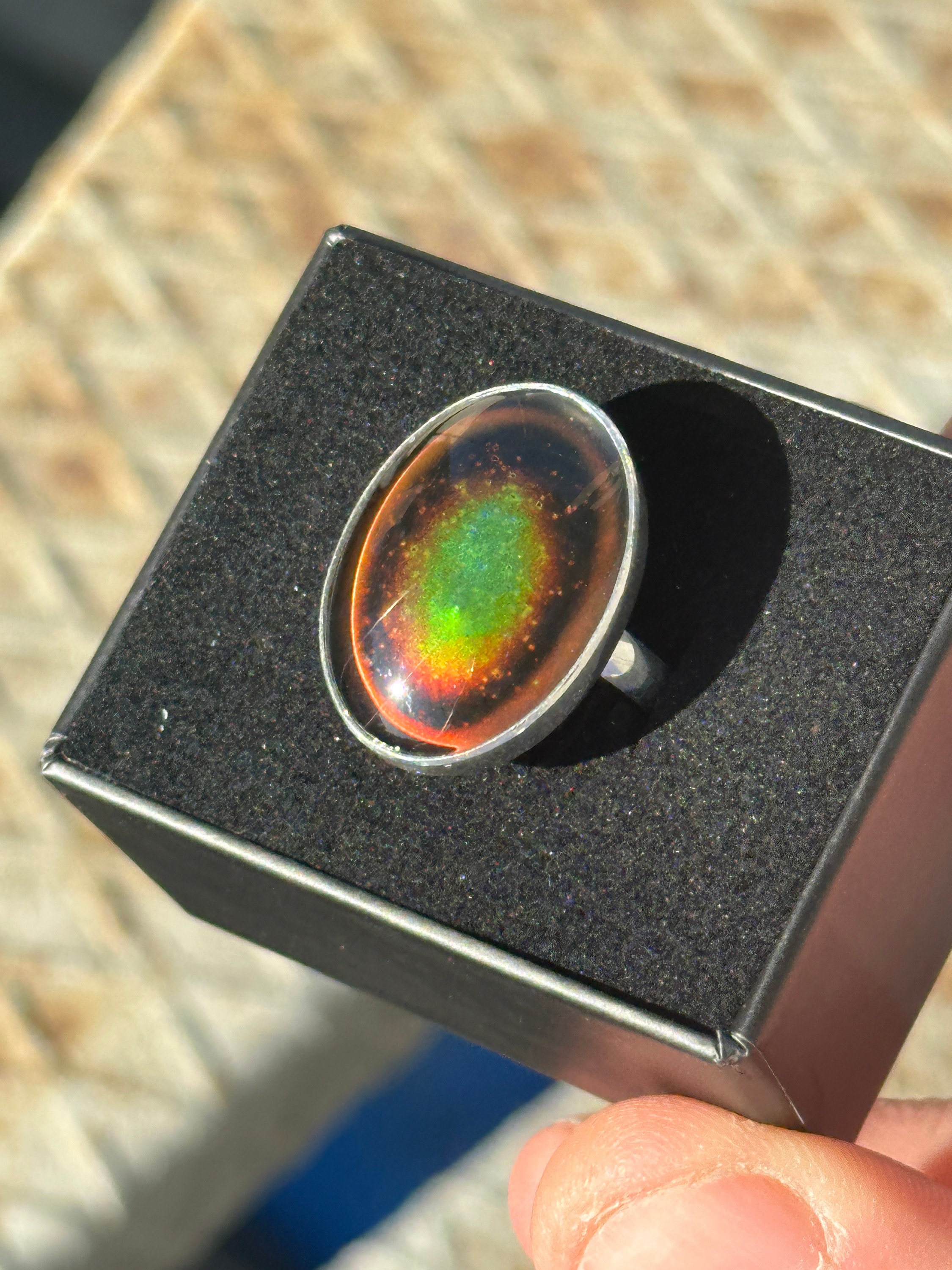 Silver Oval Sense Stone Ring , Color by Temperature Mood Charm , Color ...