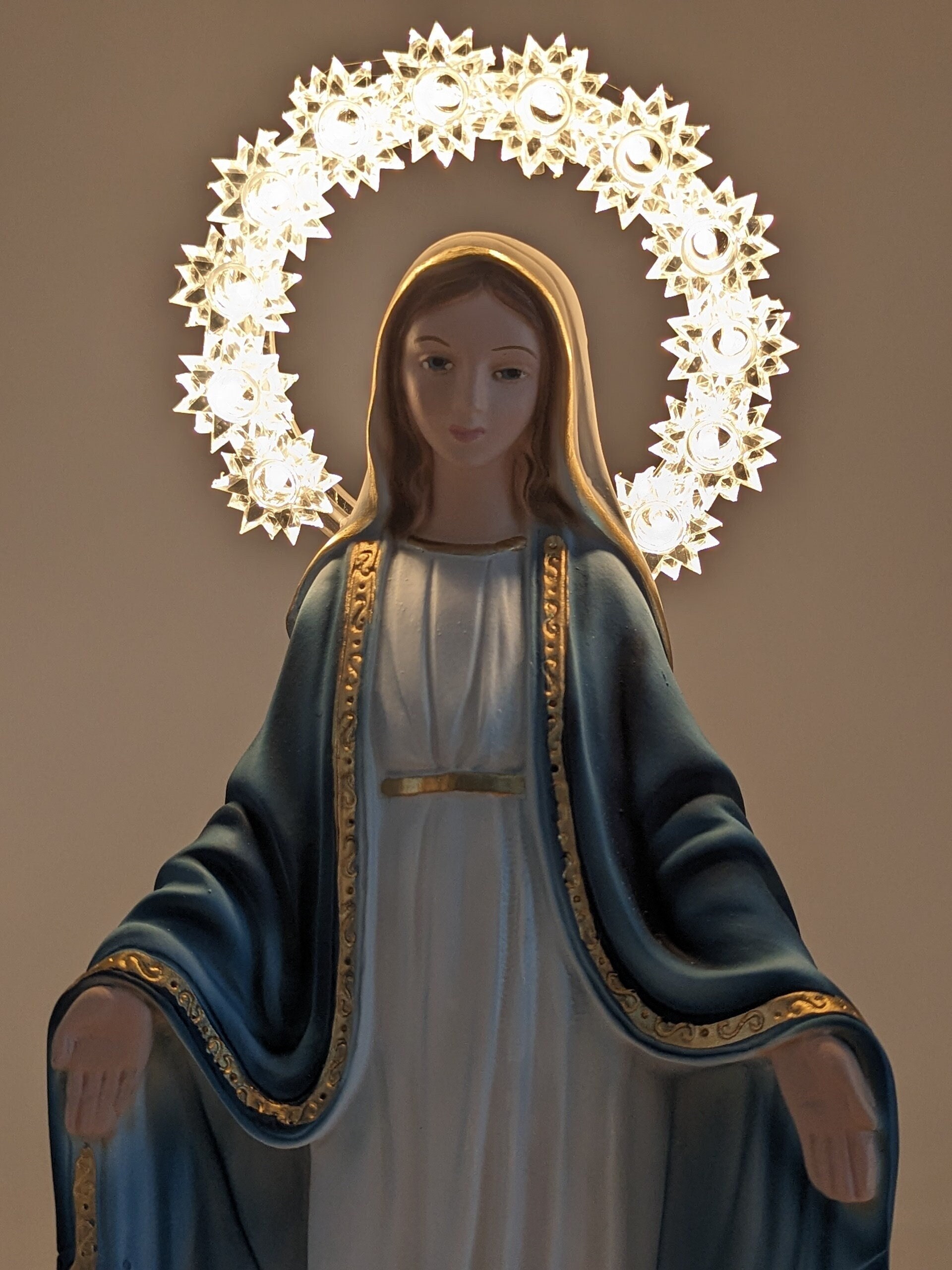 Statue of Our Lady of Grace. Virgin Mary. 30 Cm Marble Dust Statue With ...