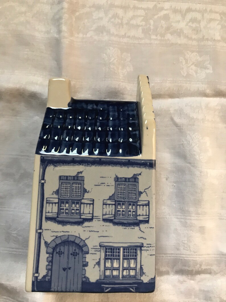 Fine Art Ceramics Ceramic 6” Delft hand painted Dutch Row old house ...