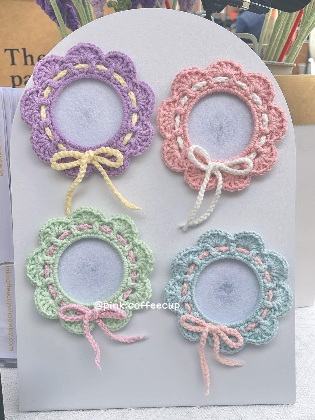 Crochet Handmade Magnetic Mini Photo Frames, Refrigerator Decorations ...
