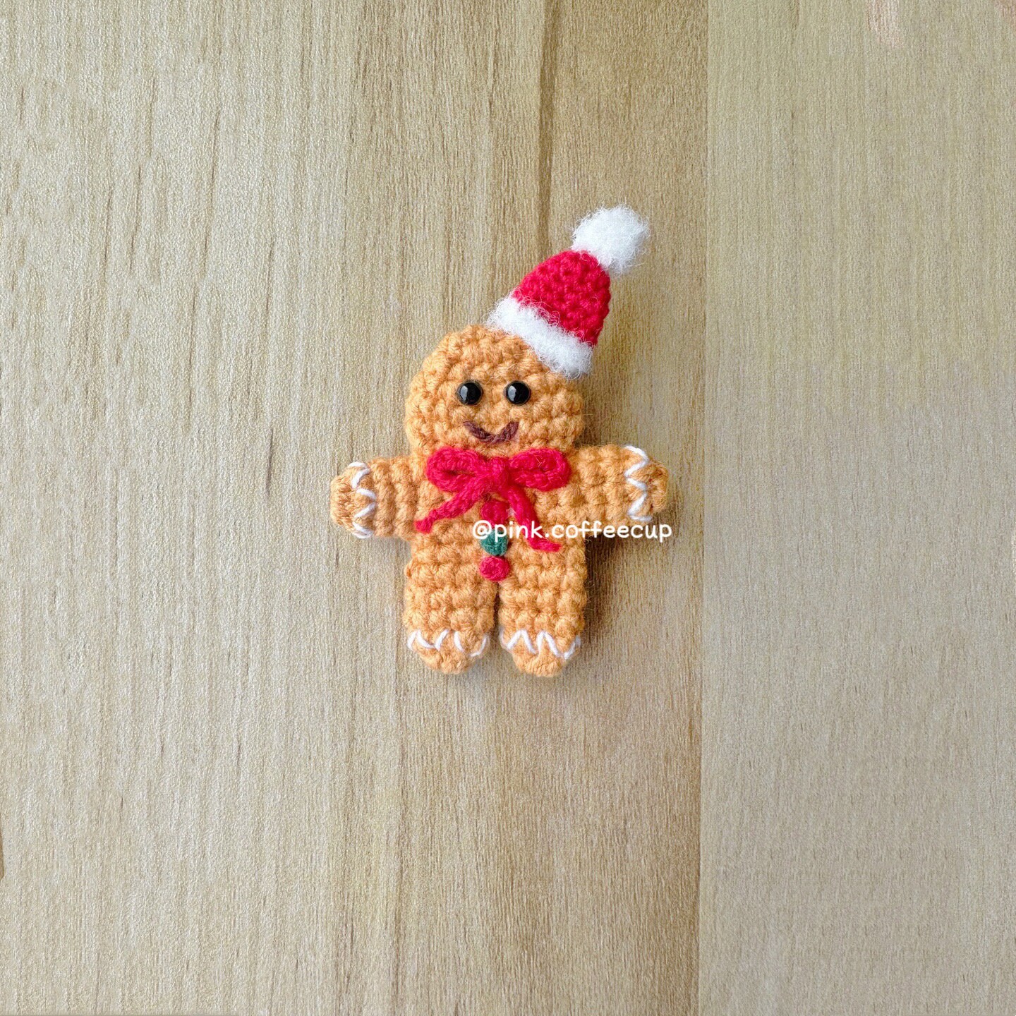 Crochet Handmade Santa Claus Pin, Fridge Magnet, Festive Holiday ...