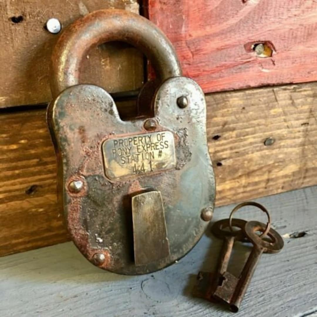 Pony Express Cast Iron Lock - Etsy