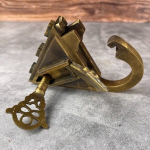 Dungeon Triangle Lock - Etsy