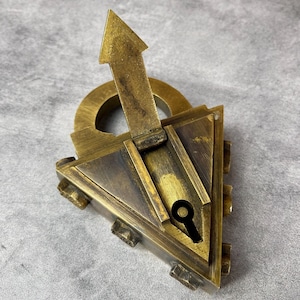 Dungeon Triangle Lock - Etsy