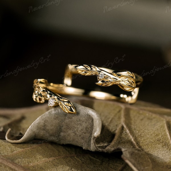 Vine Wedding Band - Etsy