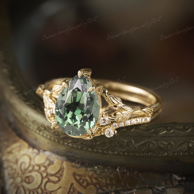 Vintage Pear Green Sapphire Engagement Ring Set Yellow Gold Leaf Ring ...