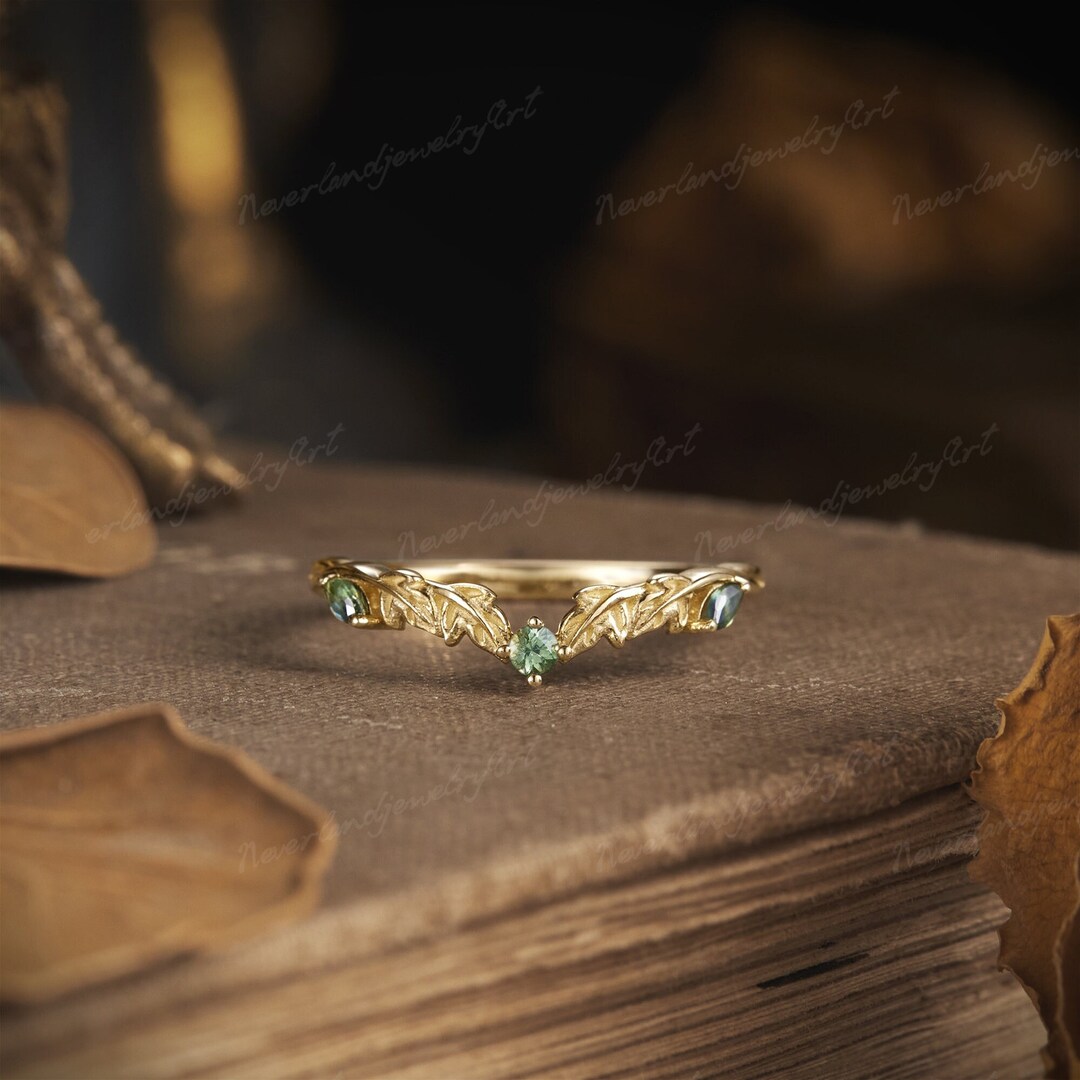 Natural Inspired Leaf Wedding Ring Vintage Gold Curved Wedding Band ...