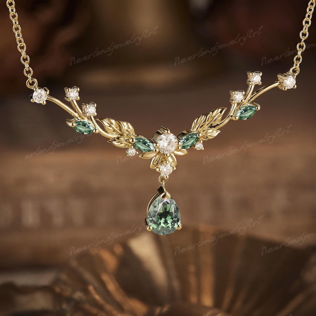 Unique Pear Shaped Green Sapphire Pendant Necklace Yellow Gold Nature ...