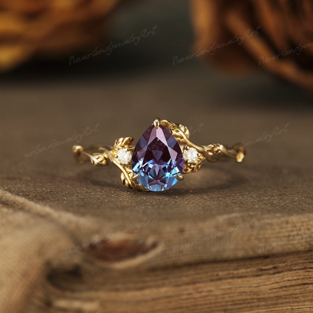 Vintage Alexandrite Engagement Ring Unique Diamond Cluster Wedding Ring ...