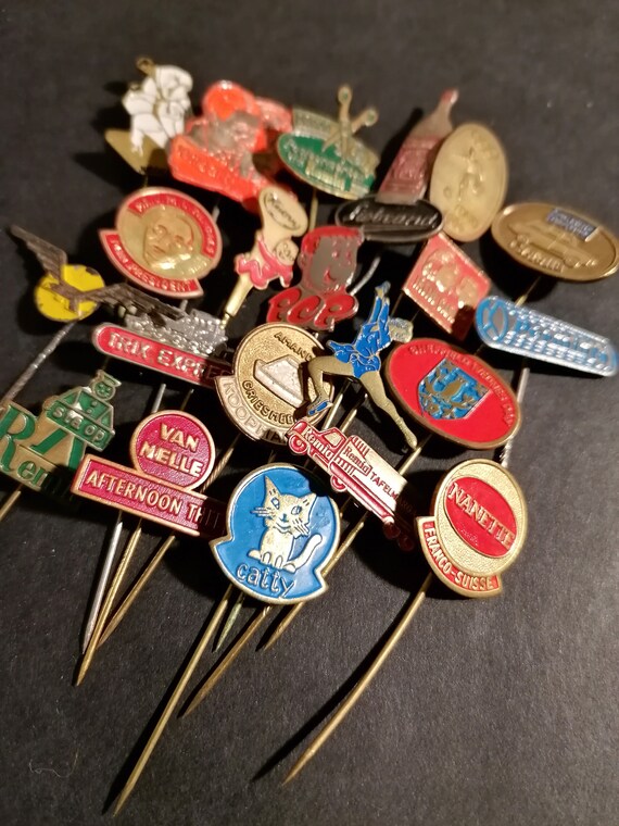 1000's vintage pins. Metal Advertising Pins from the … - Gem
