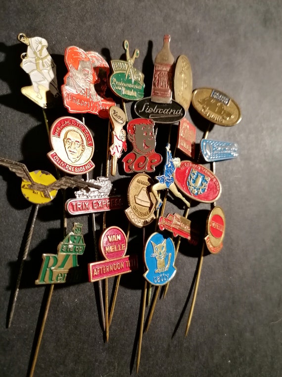 1000's vintage pins. Metal Advertising Pins from the … - Gem