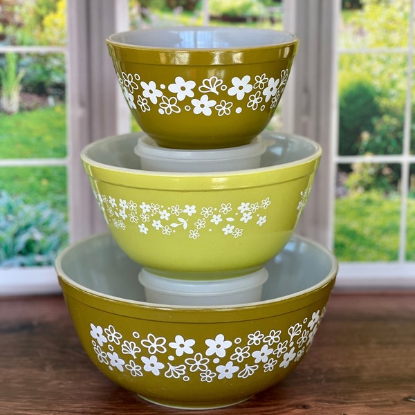 Vintage Mixing Bowls - Etsy