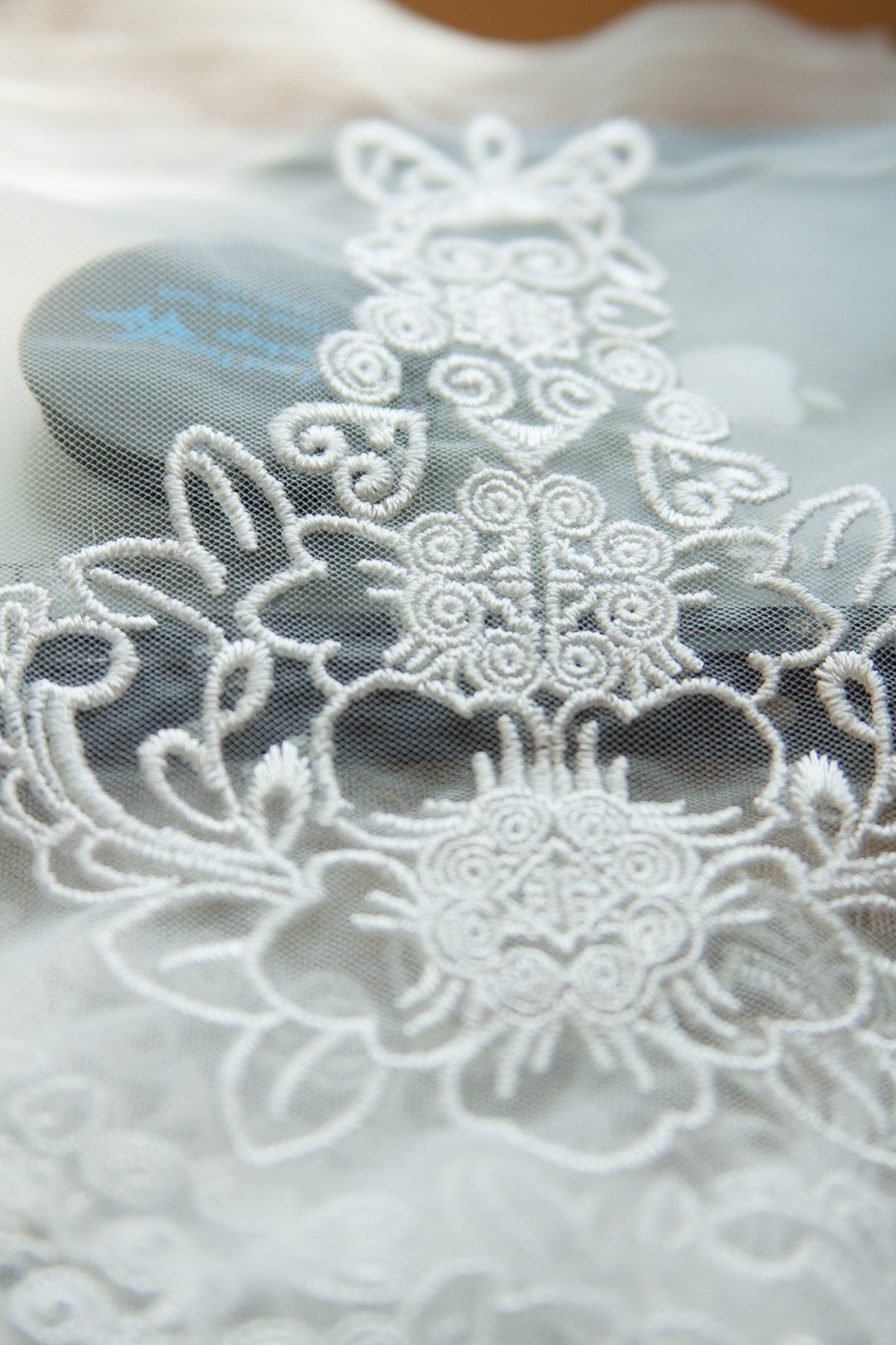 White Floral Applique, Flower Embroidery, Hmong Motif Inspired Schiffli ...