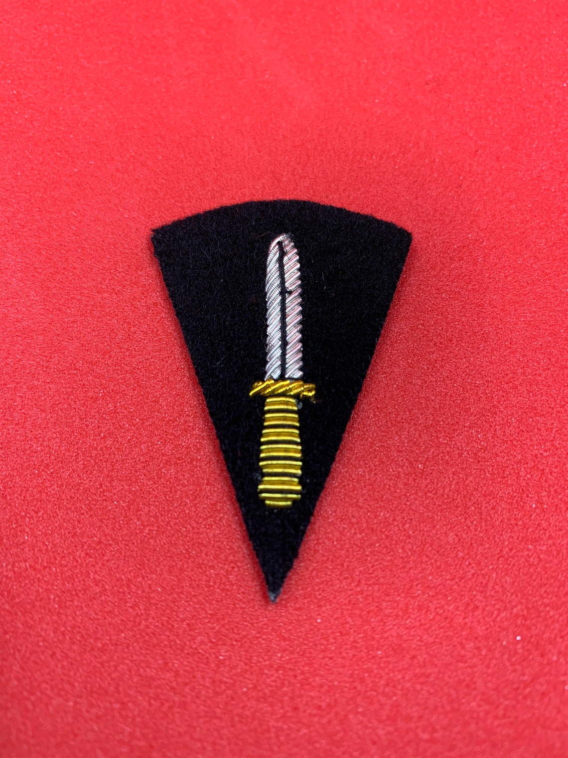 Commando Dagger Mess Dress Sleeve Badge Hand Embroidered Mess Dress ...