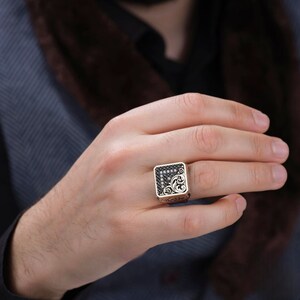925 Sterling Silver Men's Ring Adorned With Engraving Patterned Atomic ...