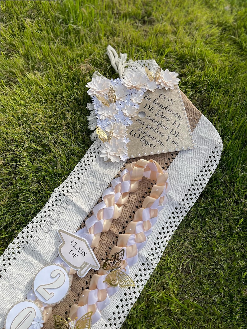 Graduation Cap Topper Class of 2025 White and Cream Topper Neutrals ...