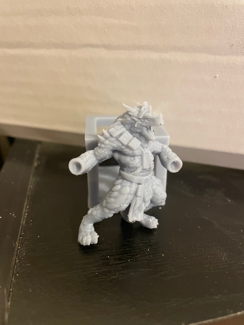 Dnd Innkeeper Miniature DND Dungeons and Dragons D&D - Etsy