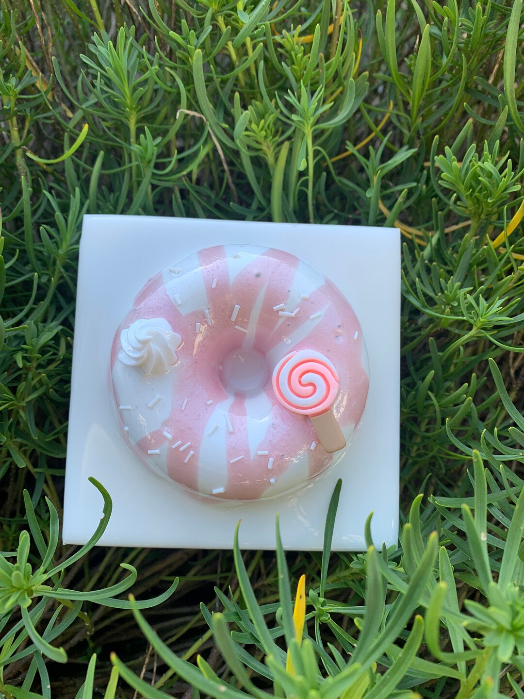 3D Donut Pop Art Deco Abstract Structure Image TK Art - Etsy
