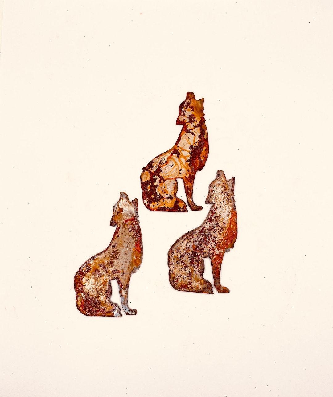Rusty Metal Howling Coyote Wolf 3" Ornament, Magnet, Rustic Home Decor ...