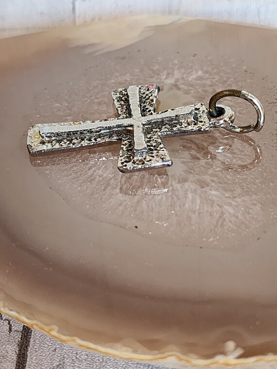 1970s Unisex Rustic Cross Pendant, Textured, Reversib… - Gem