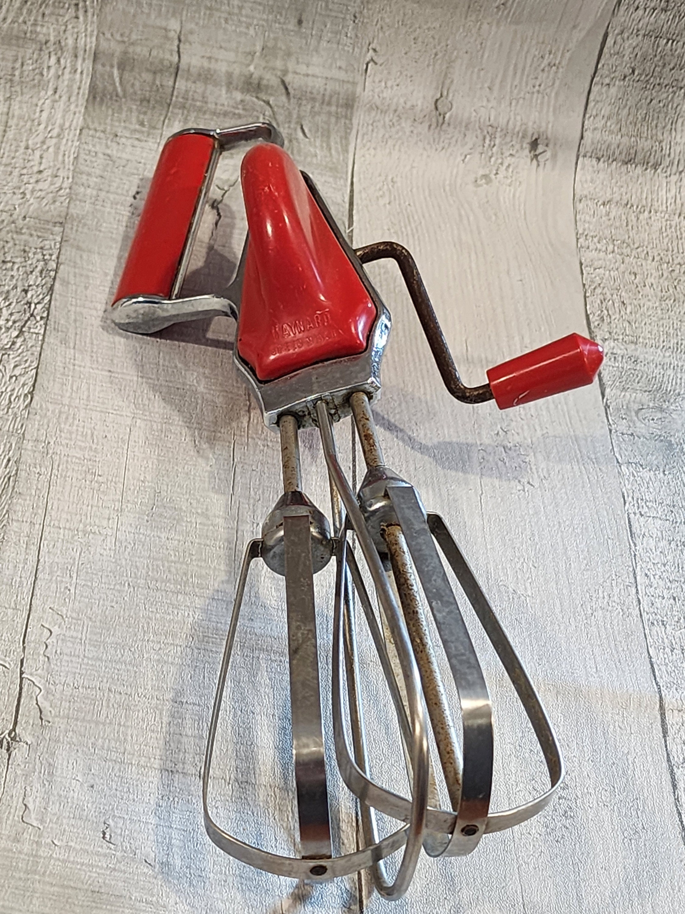 Vintage Red Maynard Egg Beater, Hand Mixer, MCM, 1950s, 1960s, Retro ...