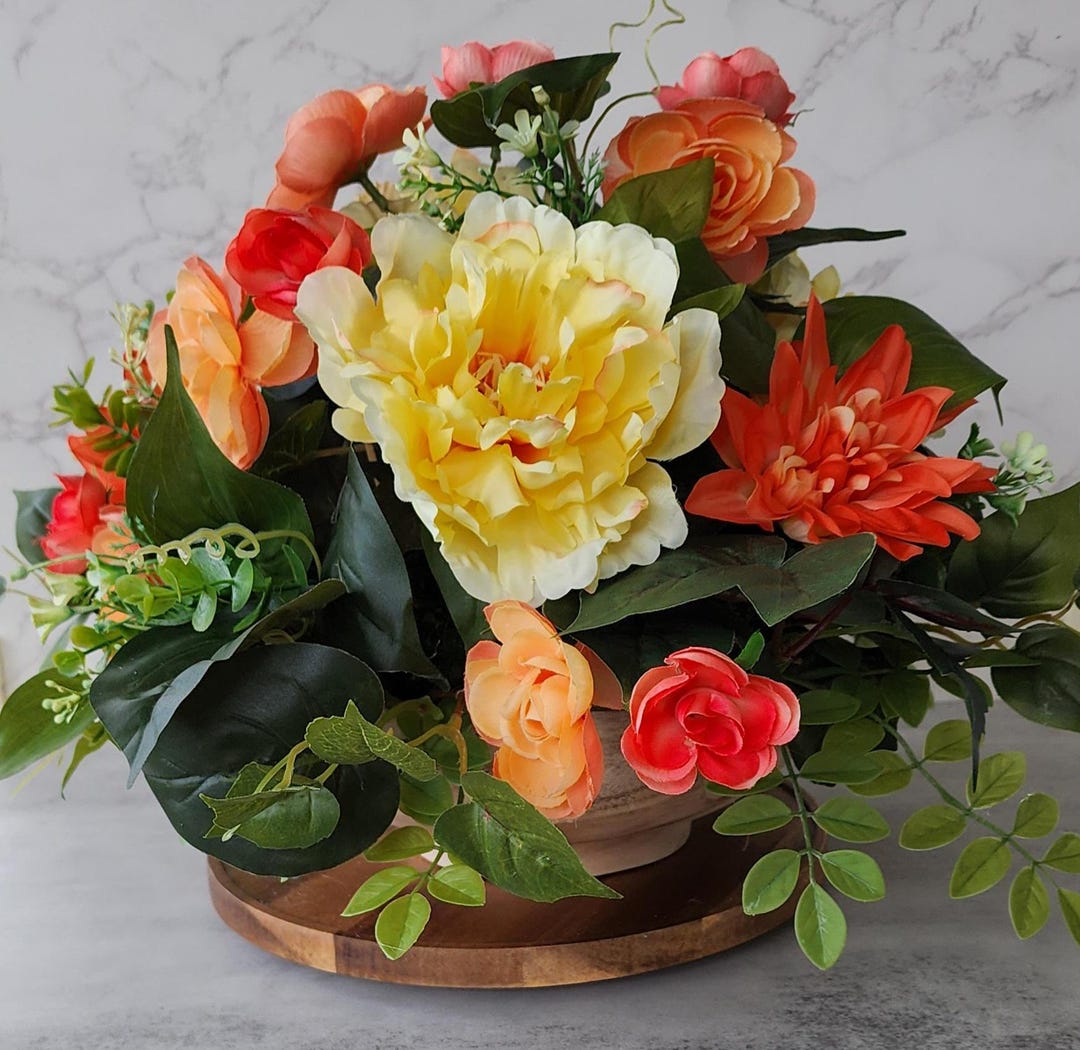 Farmhouse Spring Floral Arrangement for Table, Spring Floral ...