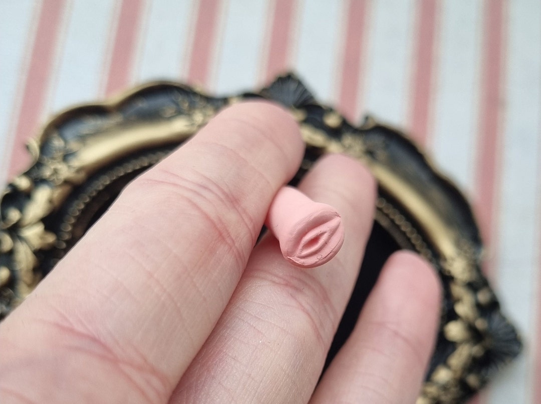 Miniature Fleshlight for 1/6 and 1:12 Scale Dollhouse and Barbie and ...