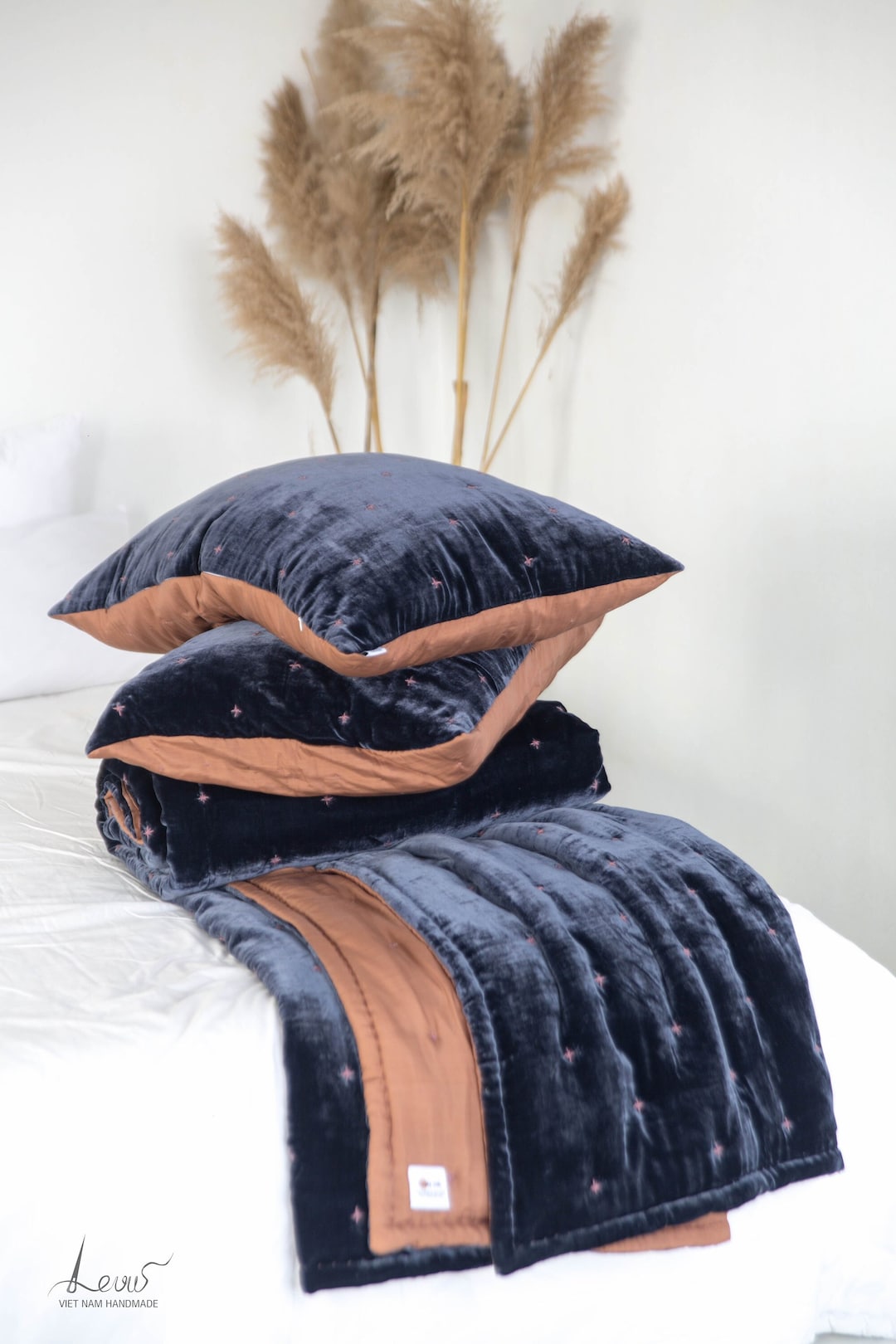 Silk Velvet Bedding Set – Luxurious Handcrafted Elegance for Your ...