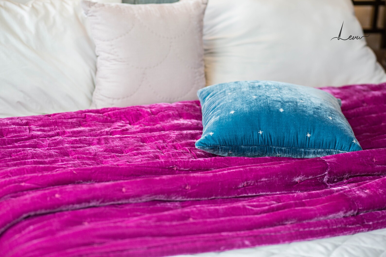 Handmade Pink Mulberry Silk Velvet Quilt: Luxury Bedding Blanket - Etsy