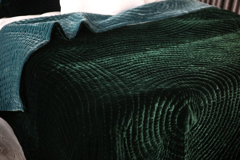 Forest Green Silk Velvet Quilt Handmade Customized Kantha - Etsy