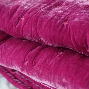 Handmade Pink Mulberry Silk Velvet Quilt: Luxury Bedding Blanket - Etsy