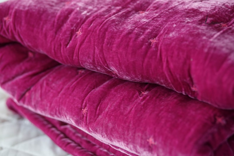 Handmade Pink Mulberry Silk Velvet Quilt: Luxury Bedding Blanket - Etsy