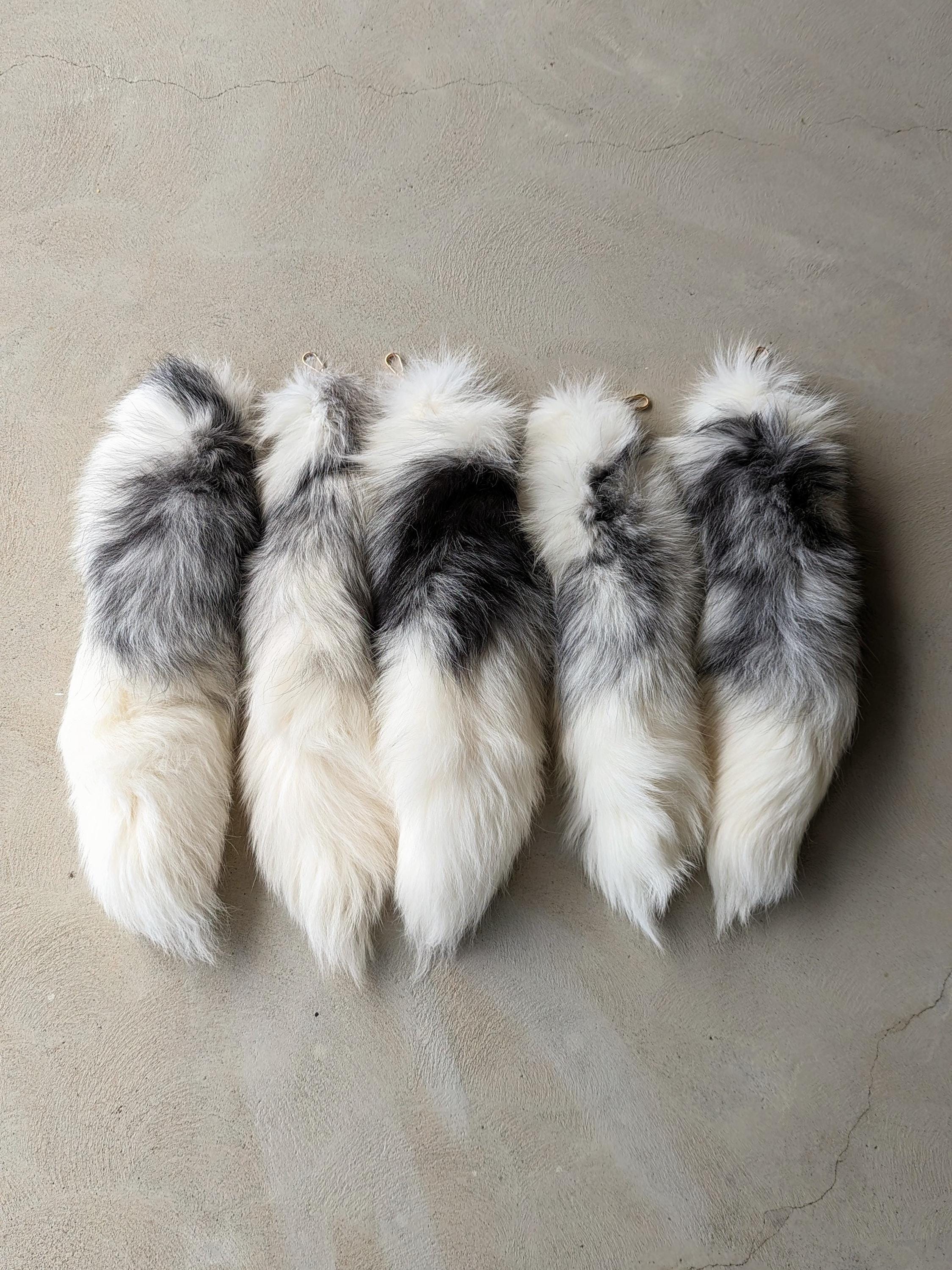 XL Arctic Marble Fox Tail Keychains - Etsy