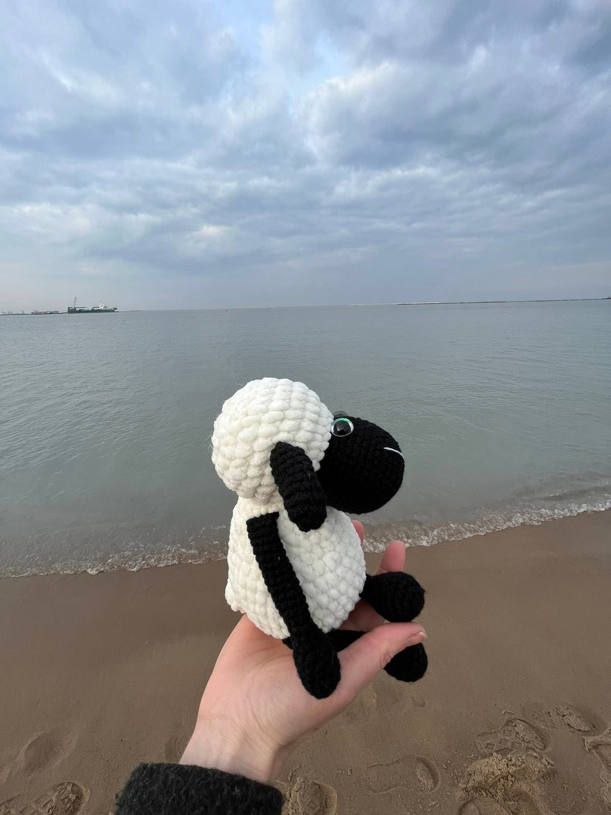 Crochet Plush Shaun the Sheep, Sheep Shaun, Amigurumi Lamb, Crochet ...