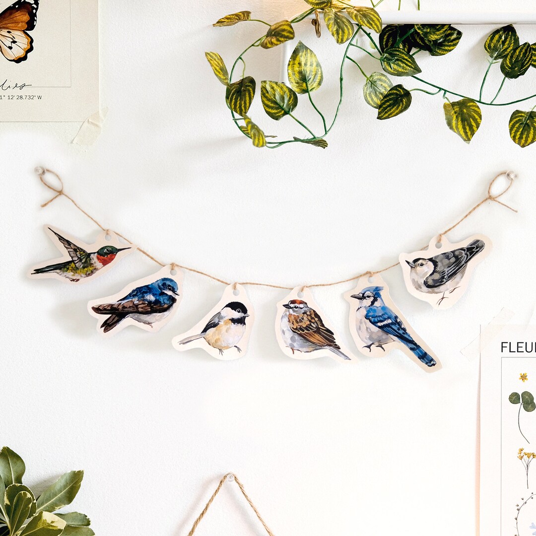 BIRD GARLAND Birds of Quebec, Canada Vintage Art Style Cottagecore Room ...