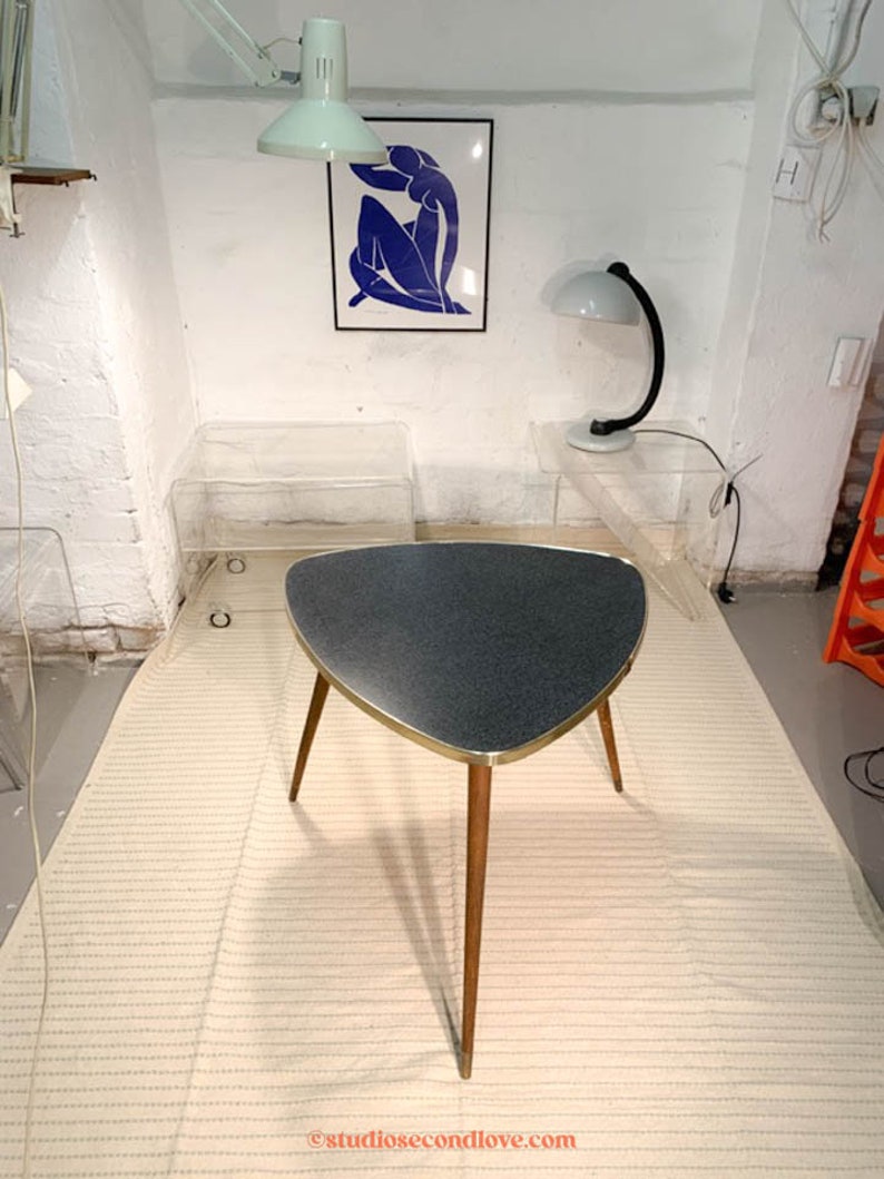 STUDIOSECONDLOVE - Vintage Rockabilly Coffee Table Kidney Table Geeman ...